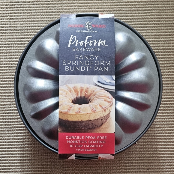 Nordic Ware | Kitchen | Nwt Nordic Ware International Proform Fancy ...